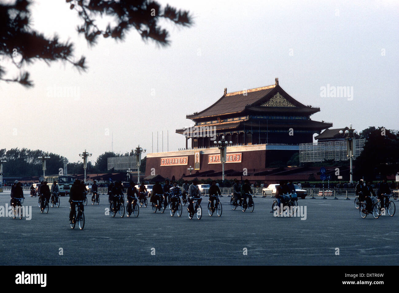 Bicycle historical hi-res stock photography and images - Alamy