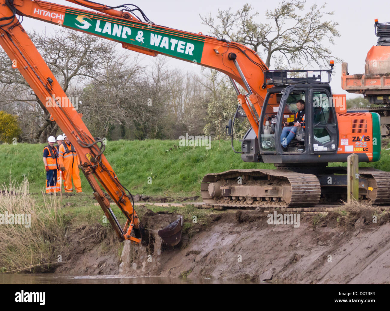 Dredging river parrett hi-res stock photography and images - Alamy
