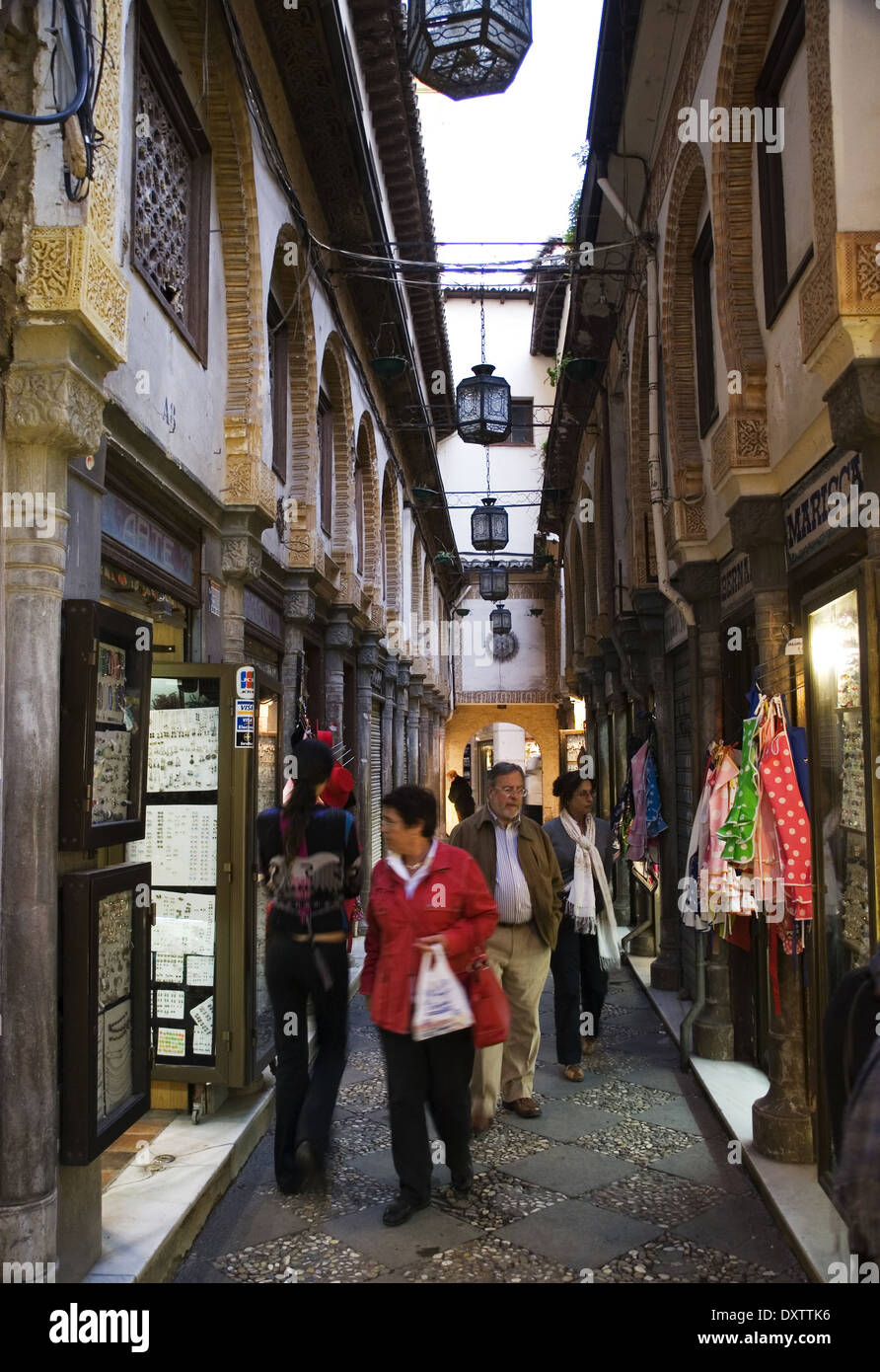 Granada old town streets Stock Photo - Alamy
