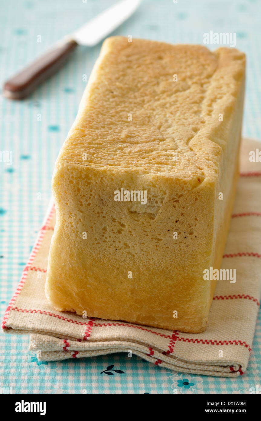 White sandwich bread loaf Stock Photo - Alamy