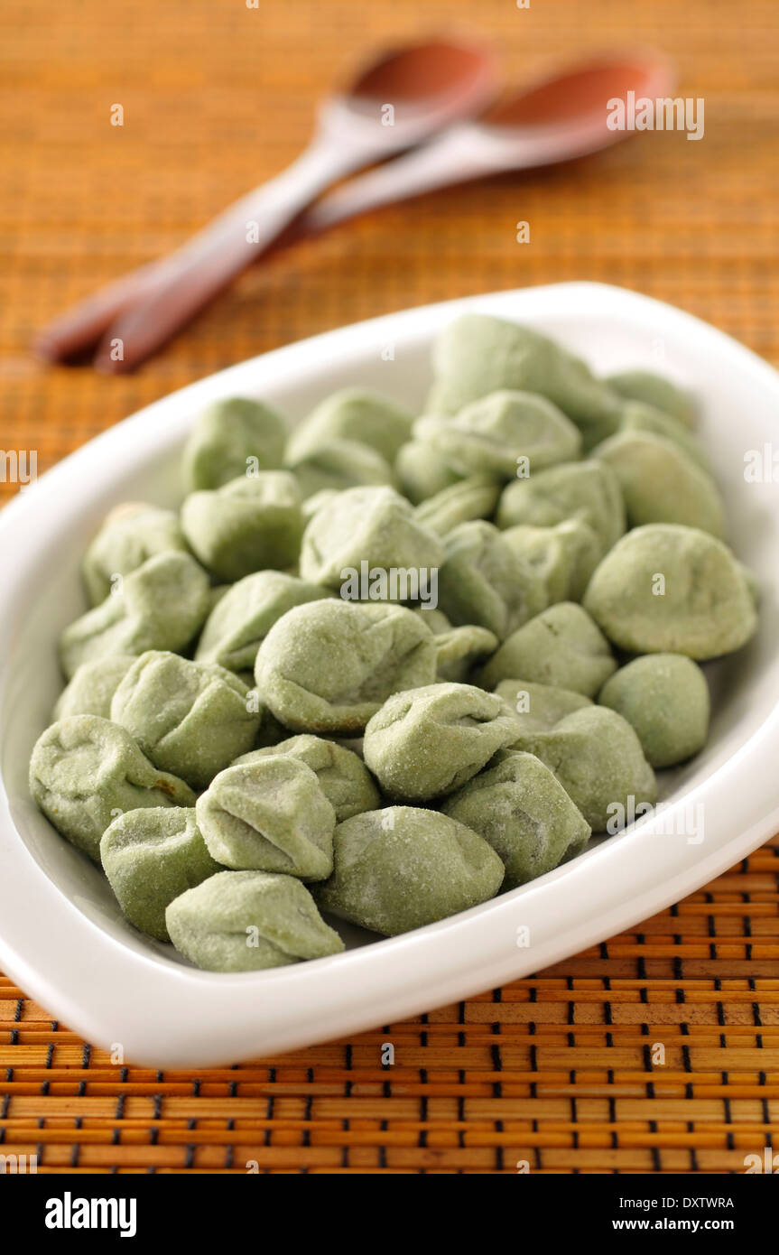 Wasabi peanut hi-res stock photography and images - Alamy