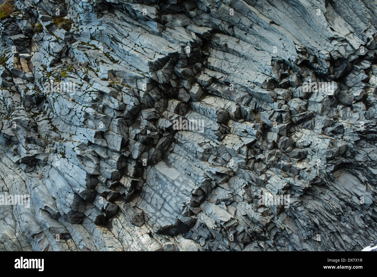 Basaltic lava flow solidified forming columns in the beaches of Vik ...