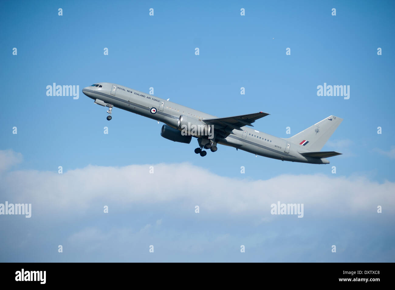 New Zealand Royal Airforce Boeing 757 leaving RAF Lossiemouth on its ...