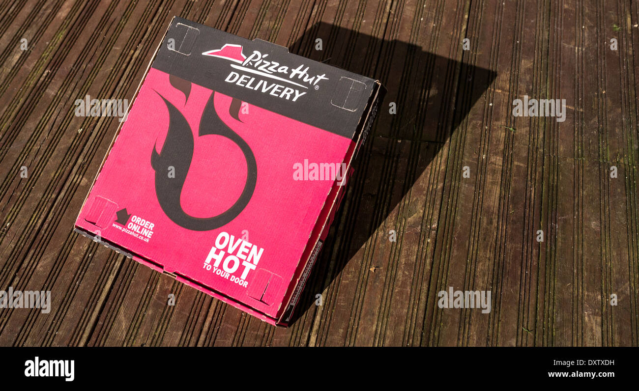 Pizza hut pizza box hi-res stock photography and images - Alamy