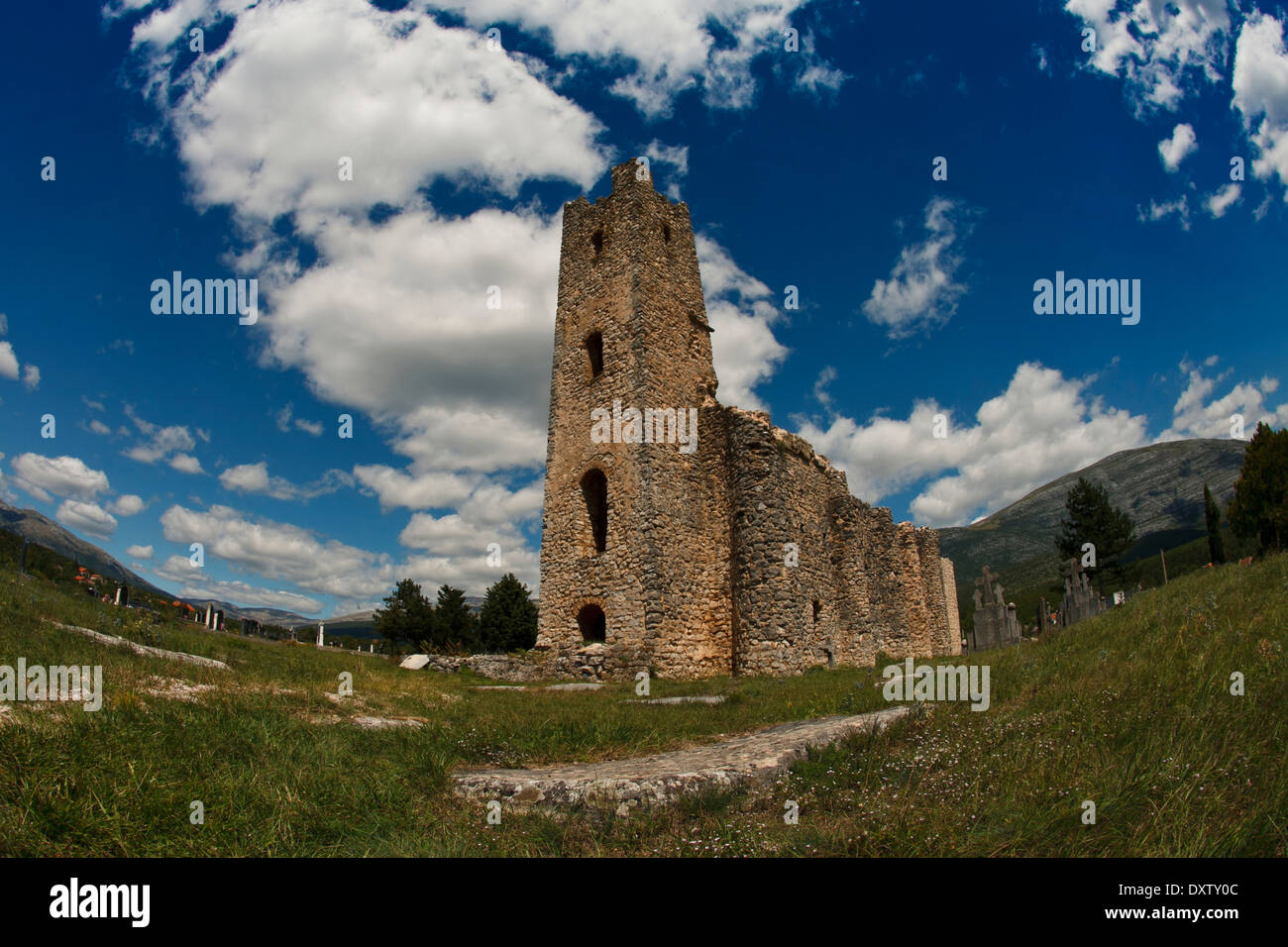 Ruinous structure hi-res stock photography and images - Alamy