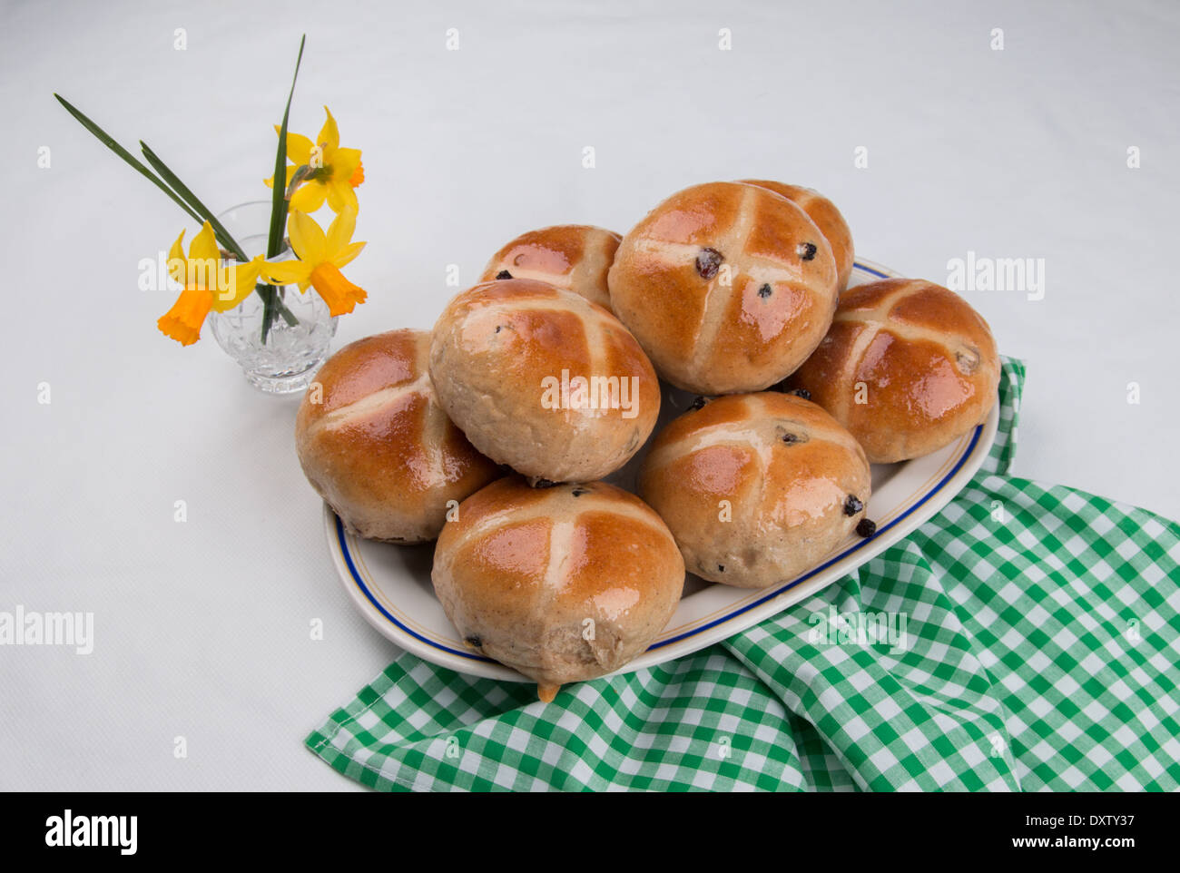 Hot Cross Bun Plate High Resolution Stock Photography and Images - Alamy