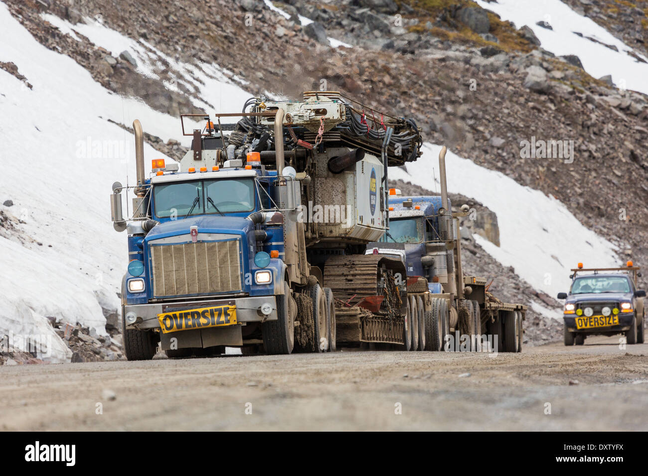 Front load truck hi-res stock photography and images - Alamy