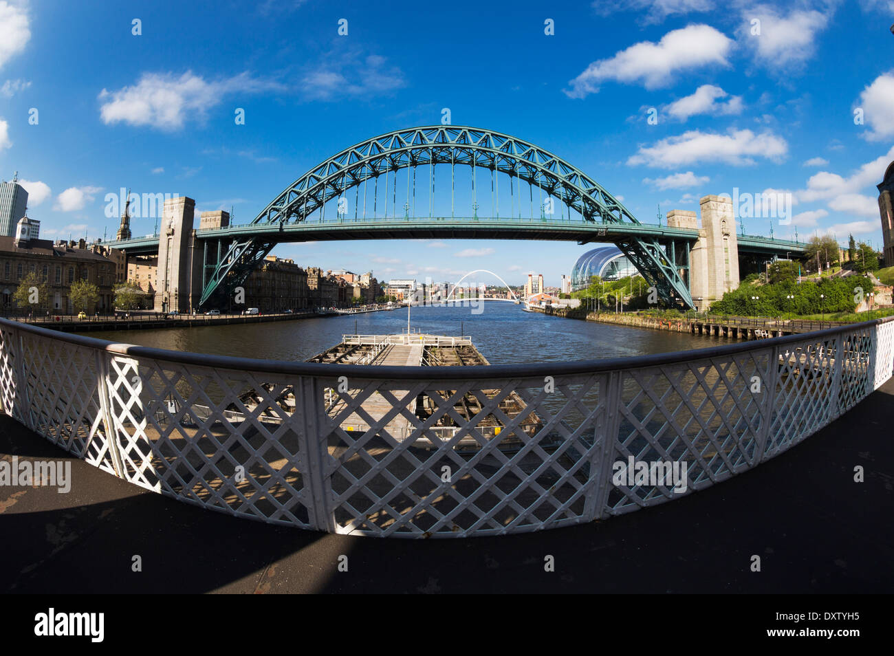 Tyne bridge in colour hi-res stock photography and images - Alamy