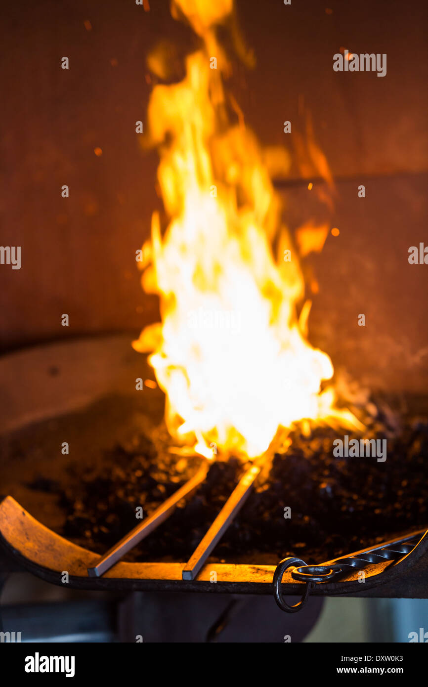Working forge of the blacksmith in old shop Stock Photo - Alamy