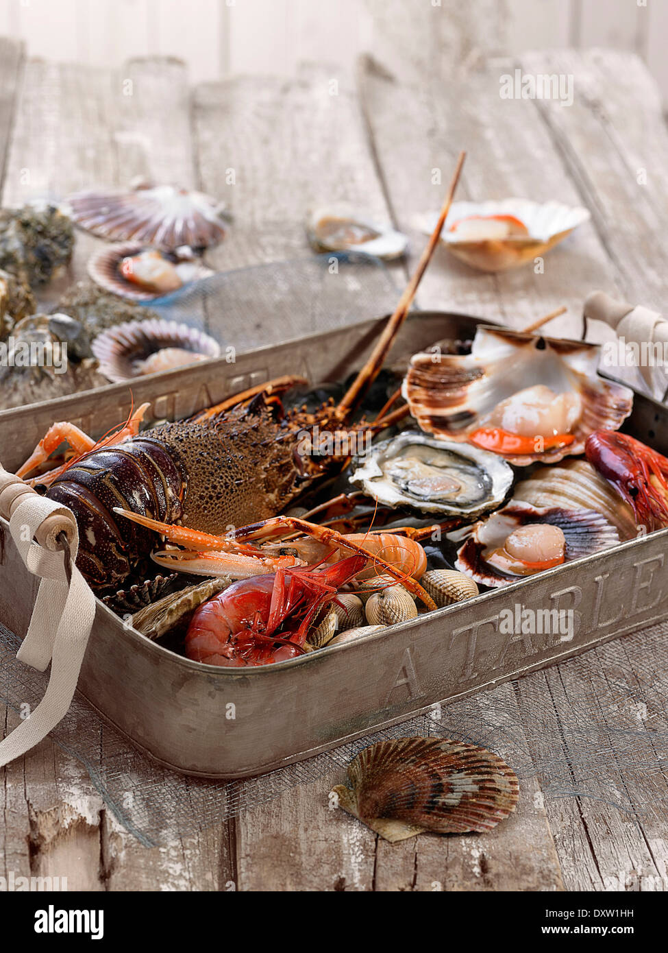 Shellfish assortment hi-res stock photography and images - Alamy