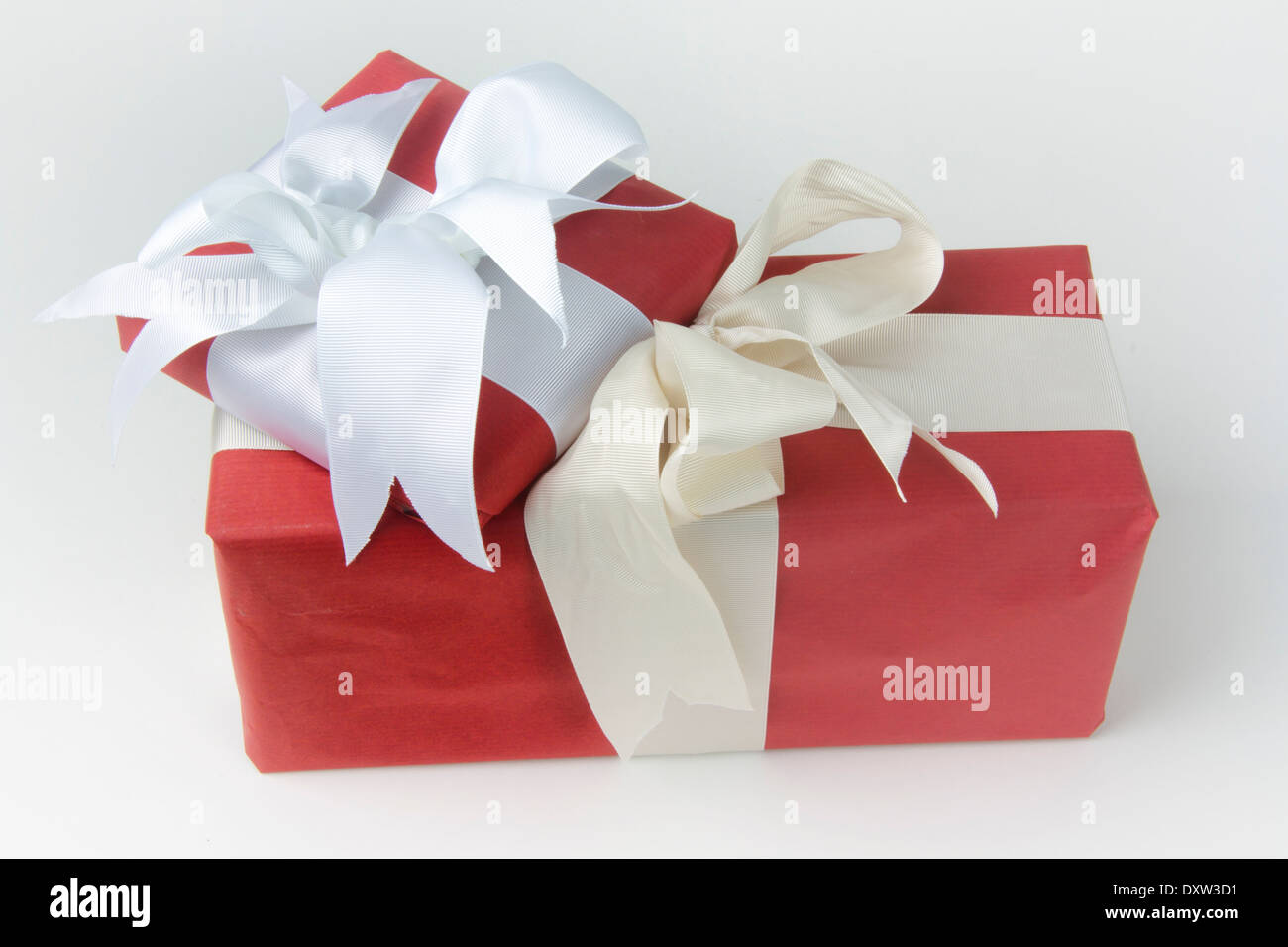 Presents images hi-res stock photography and images - Alamy