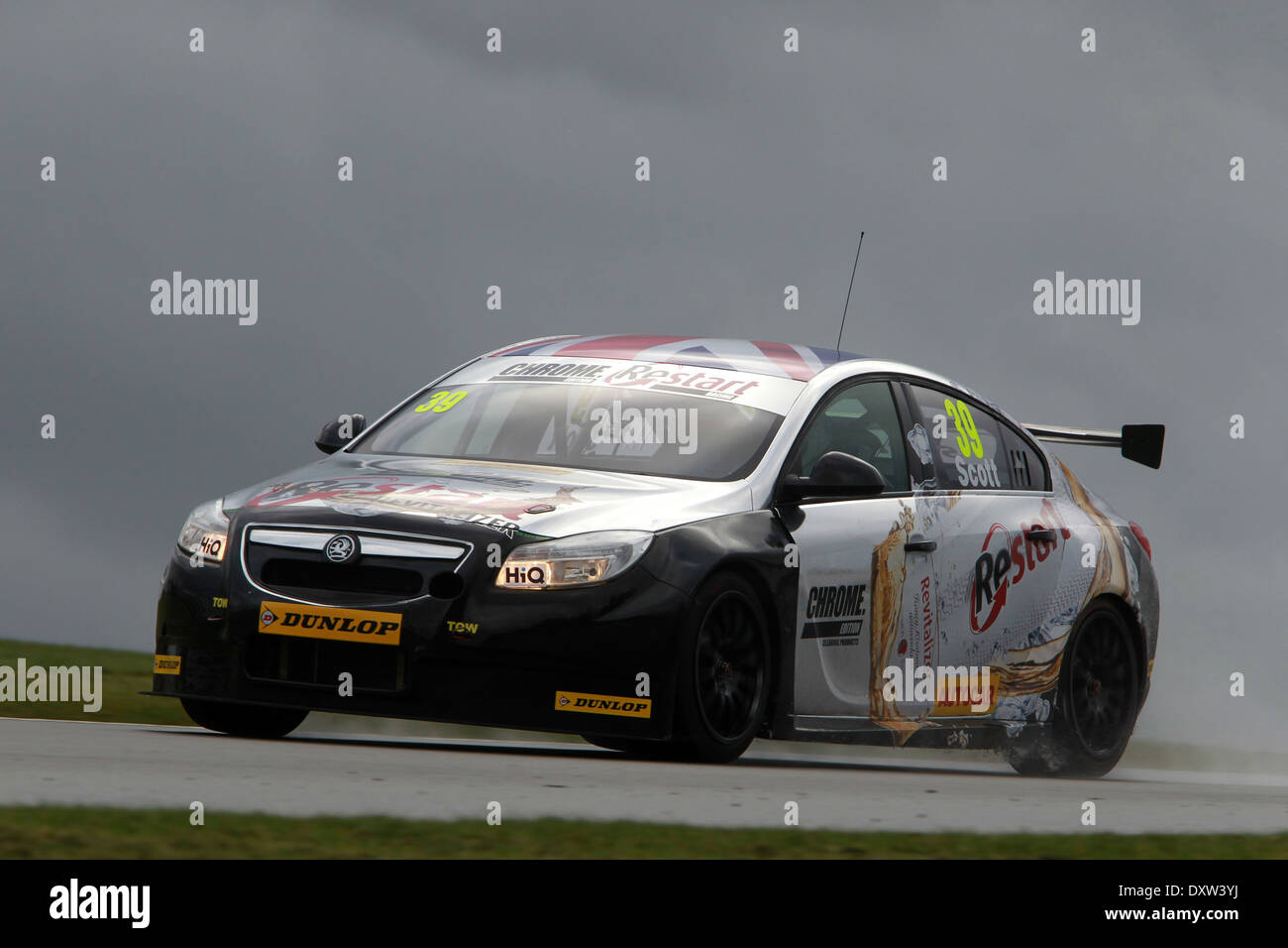 Warren Scott (GBR) CHROME Edition Restart Racing Vauxhall Insignia ...