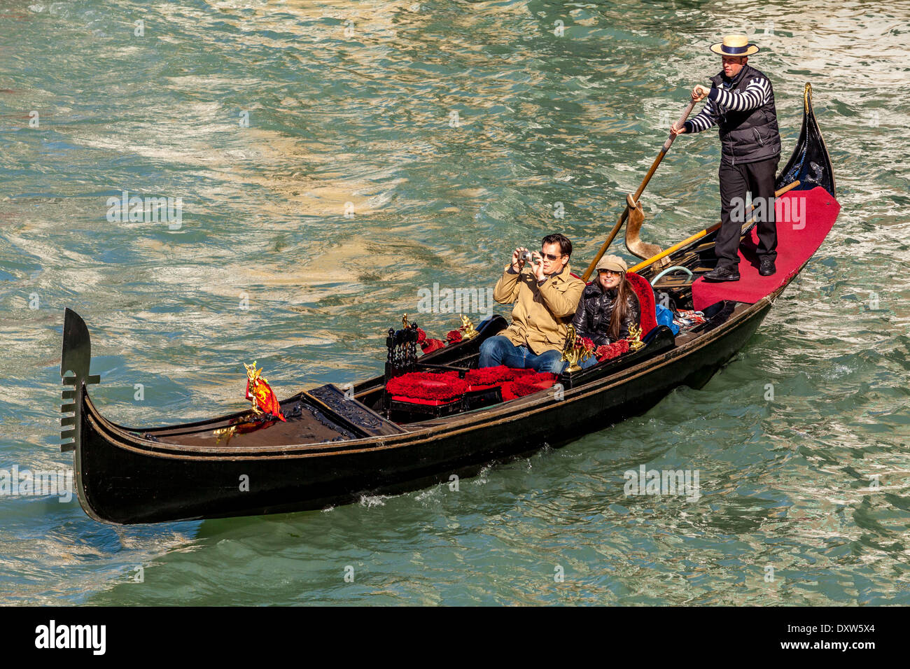 Couple people gondola ride hi-res stock photography and images - Alamy