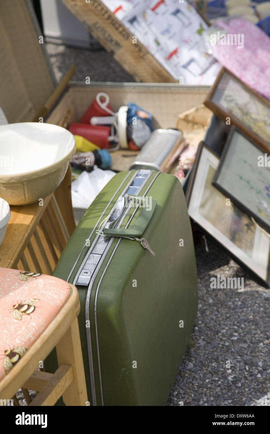 Vintage car boot sale hi-res stock photography and images - Alamy