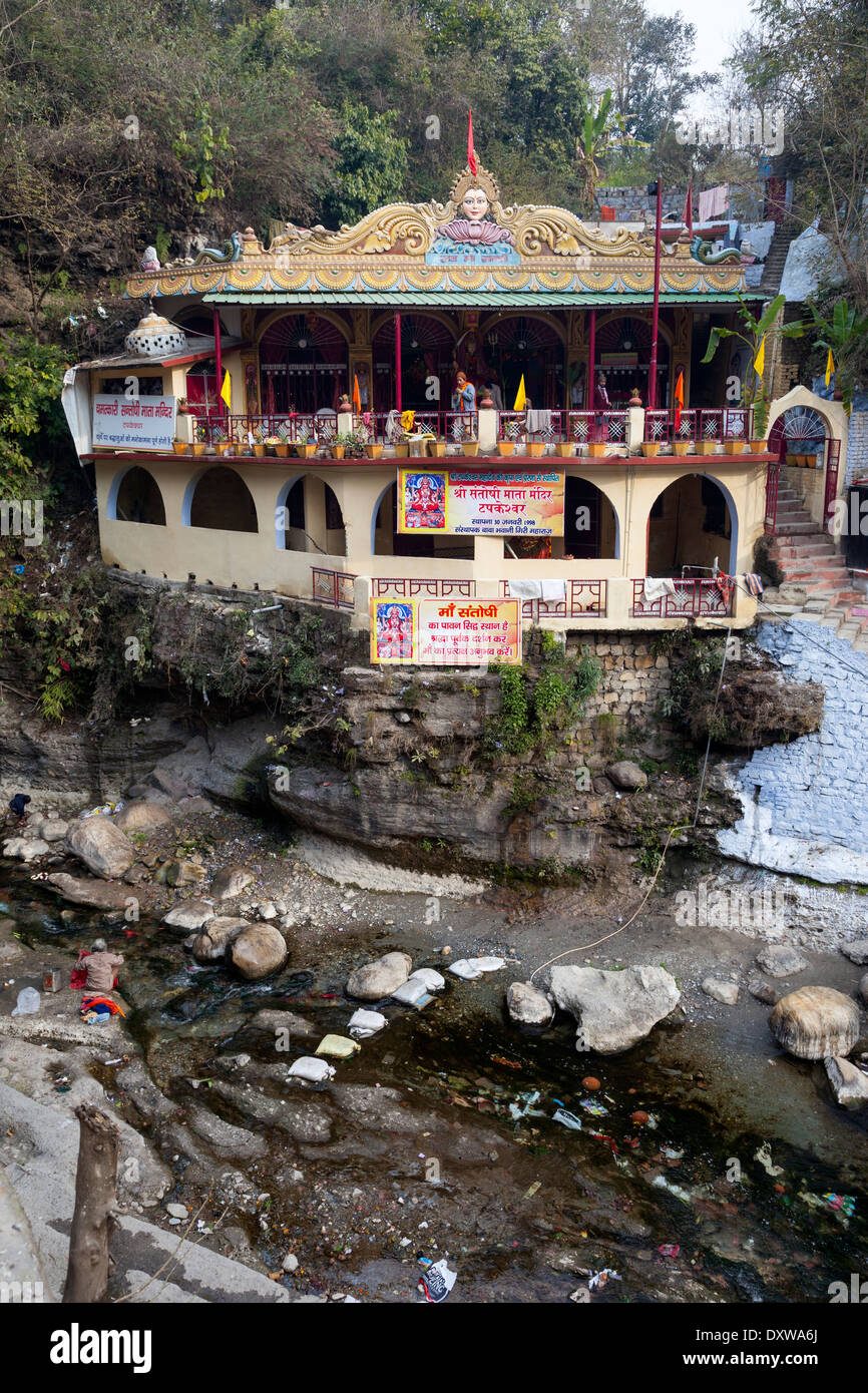 India, Dehradun. Tapkeshwar Hindu Temple Stock Photo - Alamy