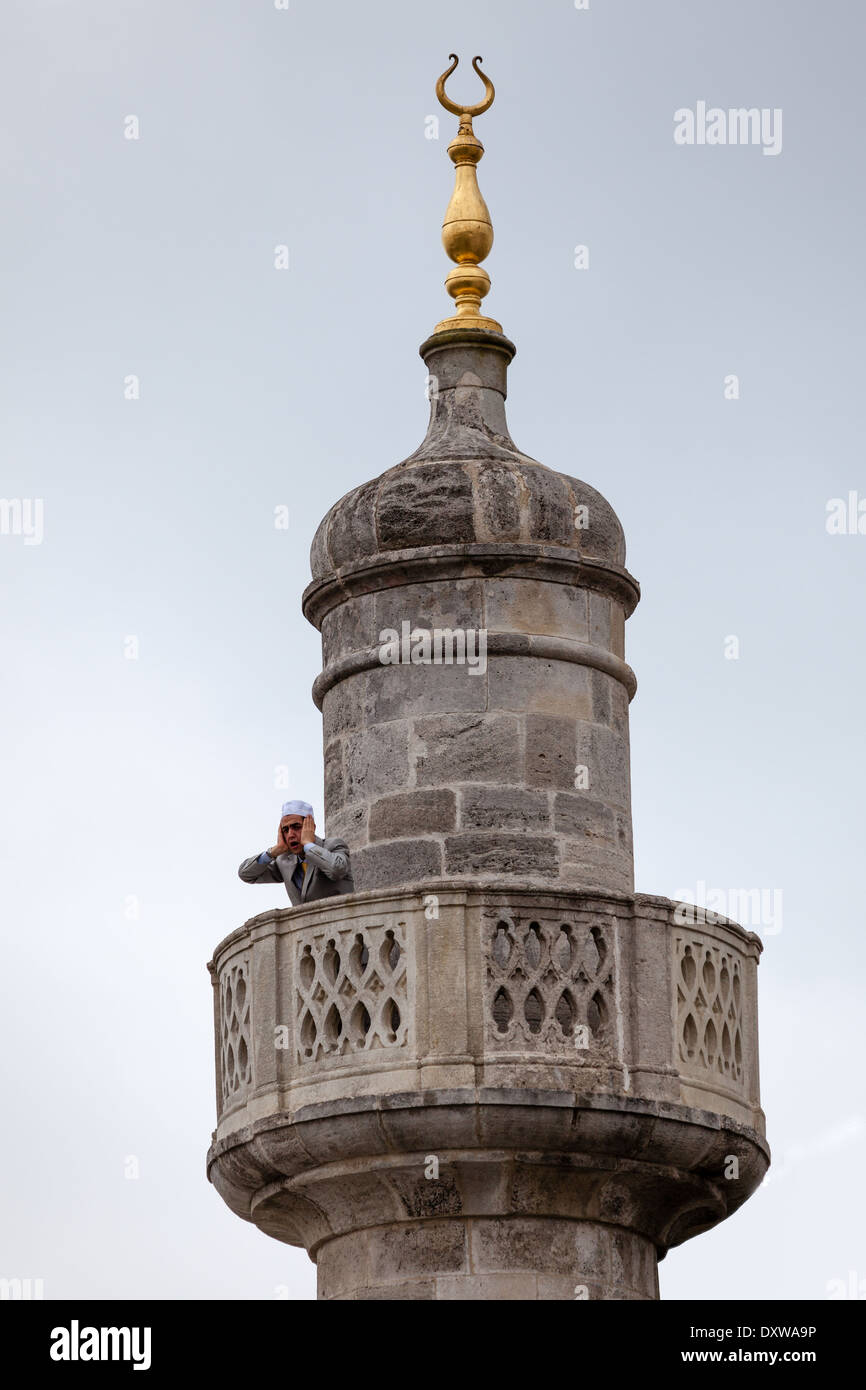 Muezzin hi-res stock photography and images - Alamy