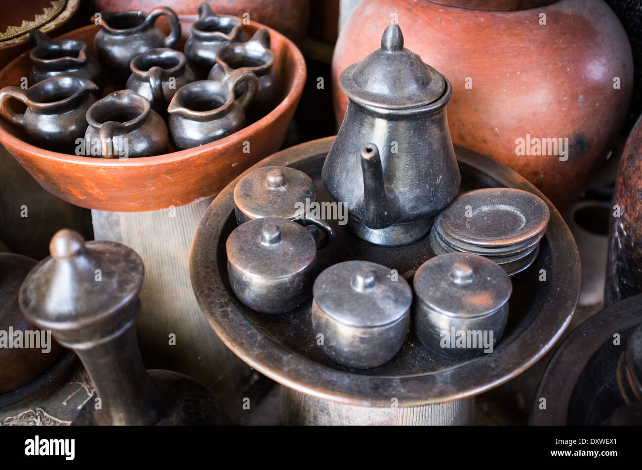 Traditional pottery in Lombok, Indonesia Stock Photo - Alamy