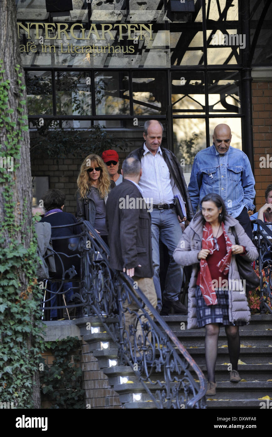 Robert Redford and wife Sybille visiting Literaturhaus Cafe in ...