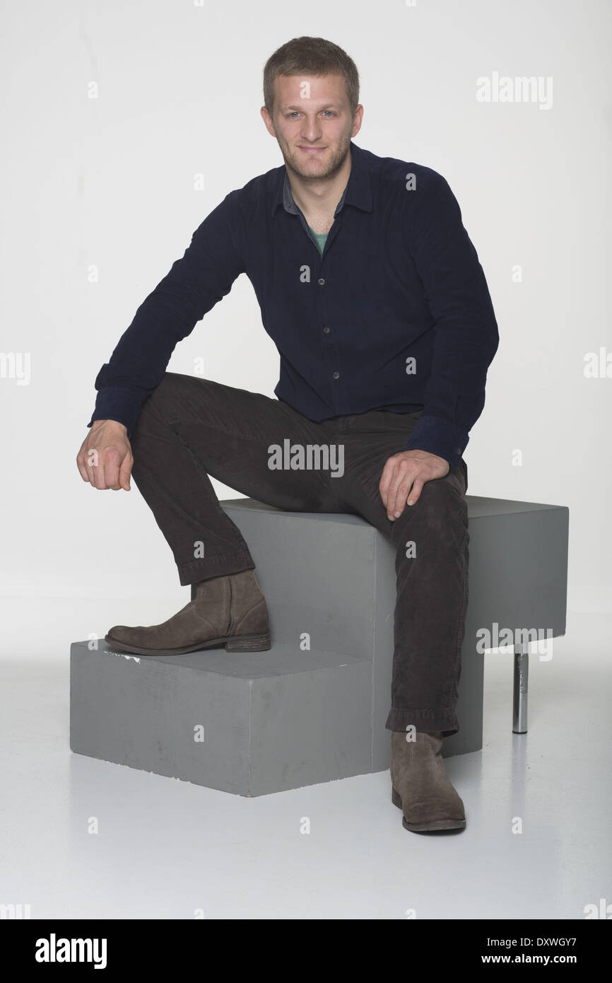 Bo Hansen promoting German ARD TV telenovela 'Rote Rosen' at Briese ...