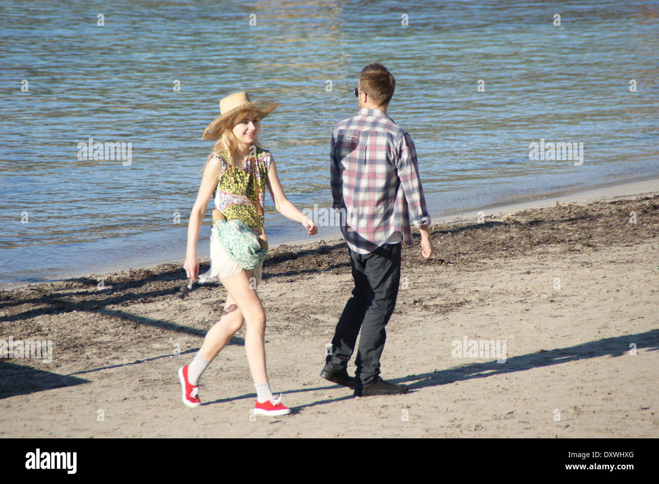Imogen Poots and Aaron Paul on the set of the movie 'A long way down ...
