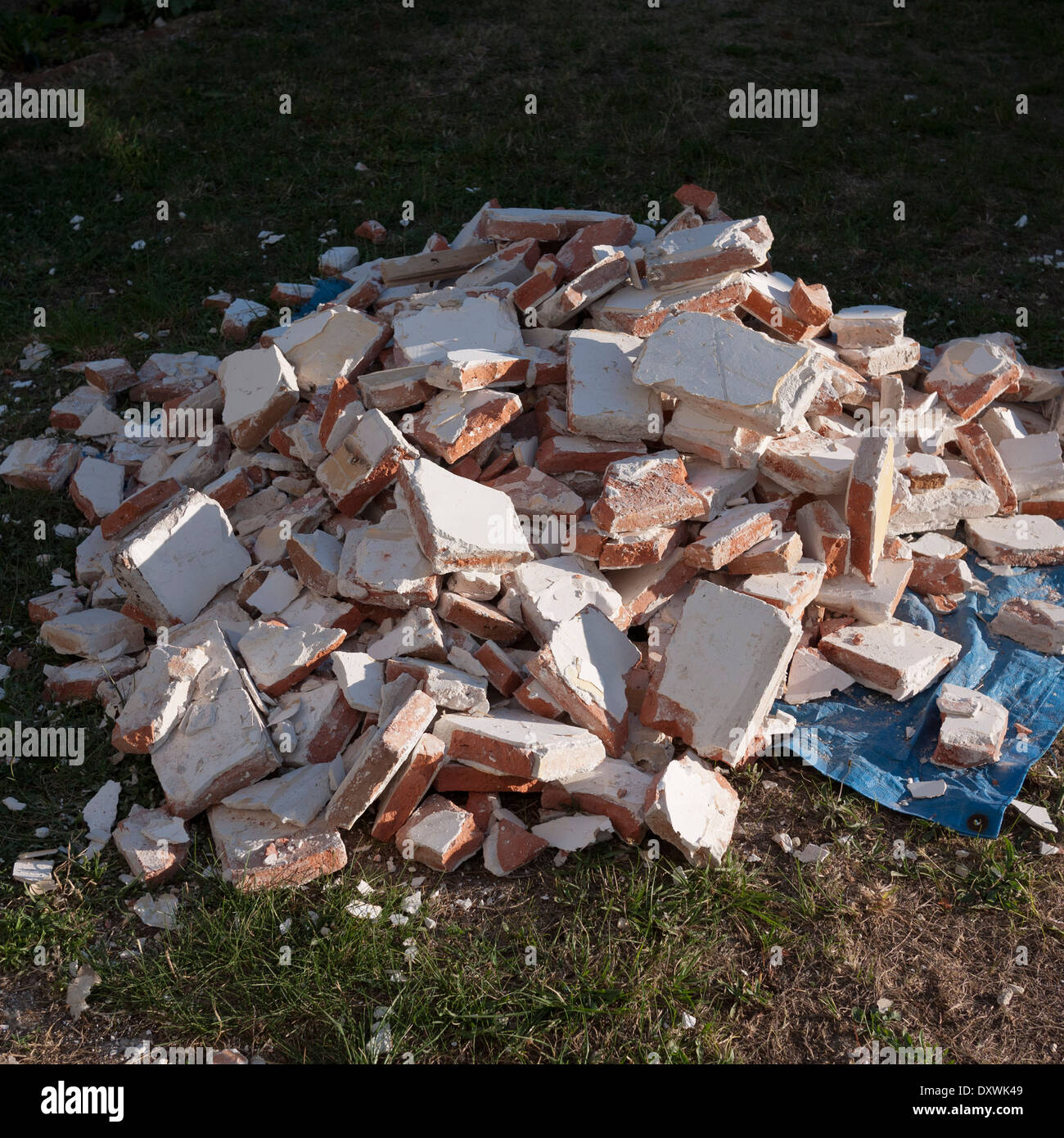 Rubble recycling hi-res stock photography and images - Alamy