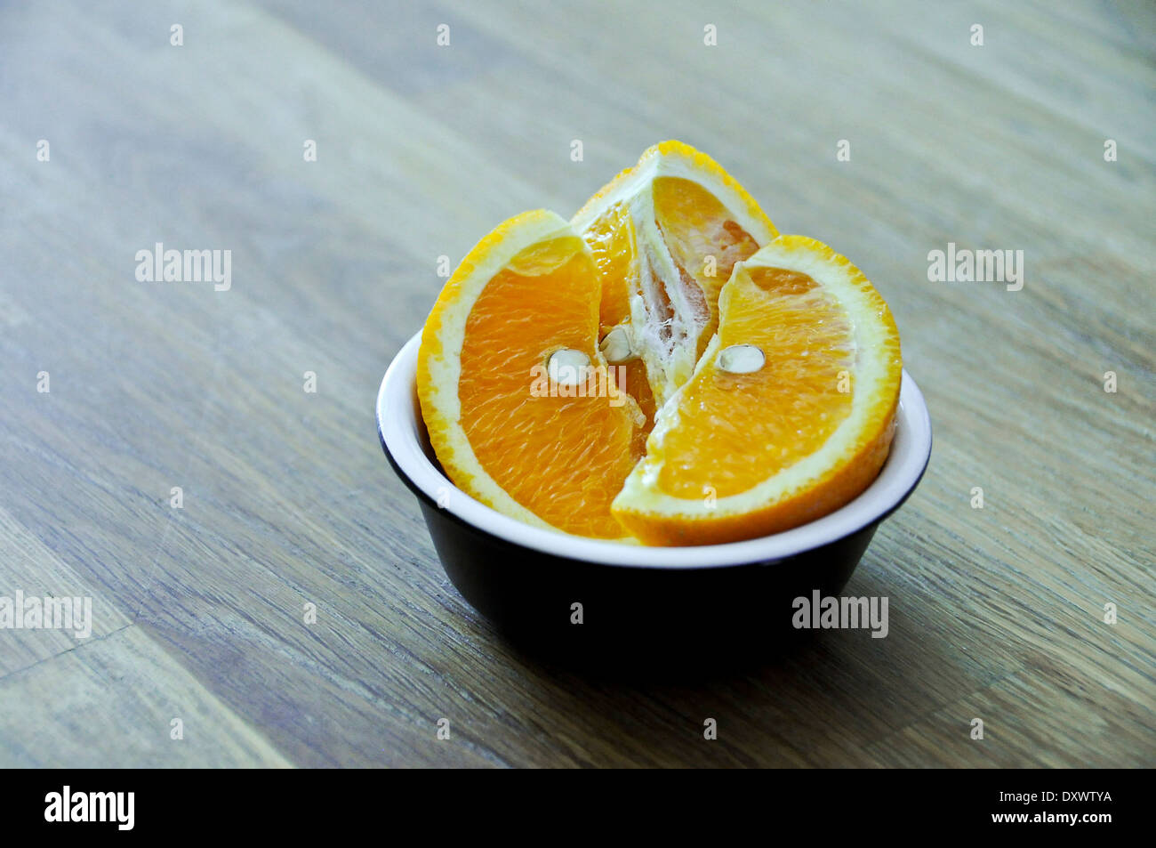 Whole healthy orange fruits hi-res stock photography and images - Alamy