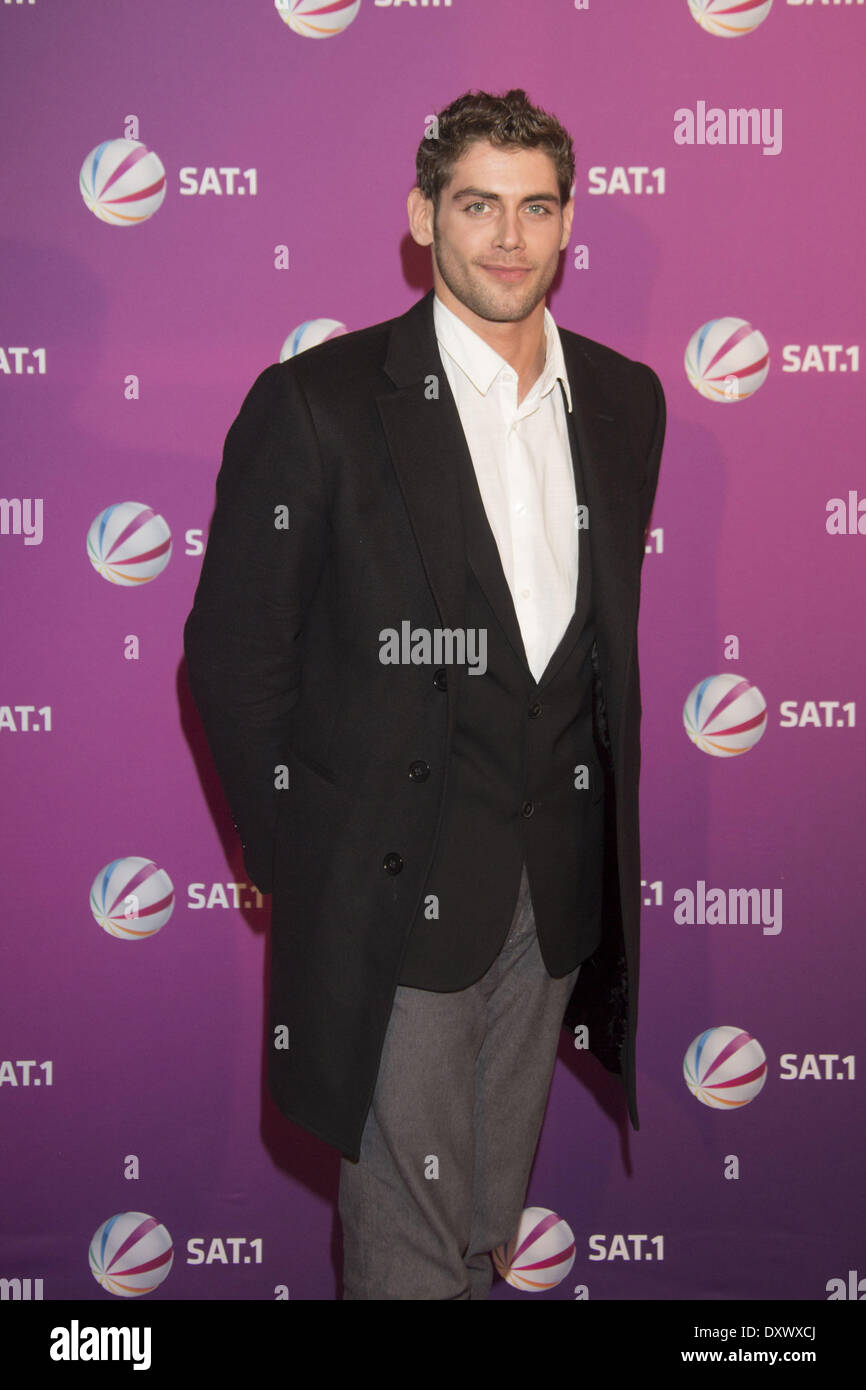 Roy Peter Link at german TV Sat 1 press conference at Kehrwieder ...