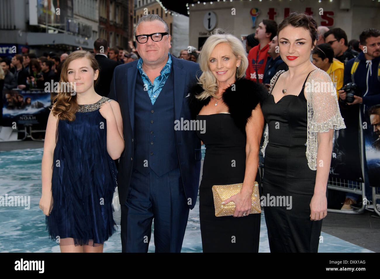 Ellie Winstone, Ray Winstone, Elaine Winstone and Lois Winstone arrive ...