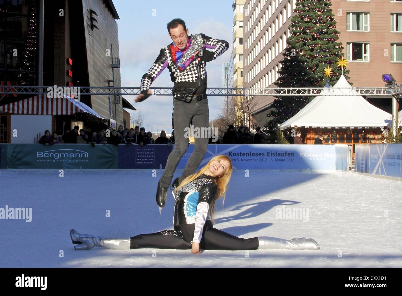 Forrest Ryan McKinnon and Isabel Volk at a photocall for the Holiday on ...