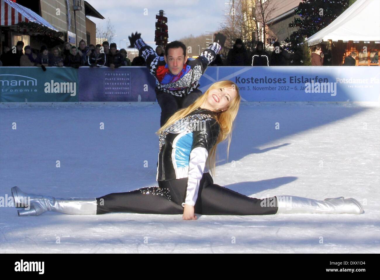 Forrest Ryan McKinnon and Isabel Volk at a photocall for the Holiday on ...