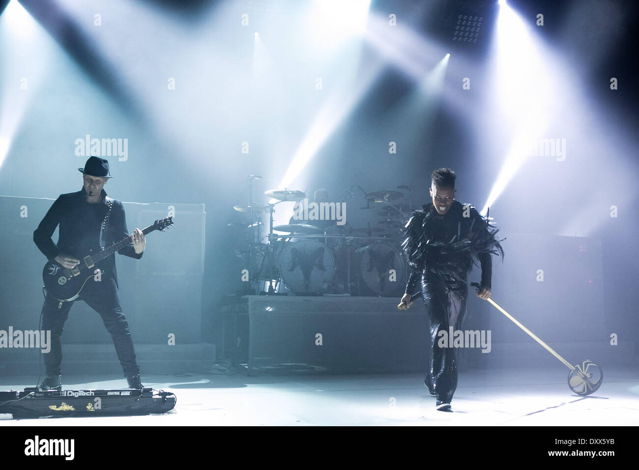 Skunk Anansie performing live in concert at Coliseu dos Recreios ...