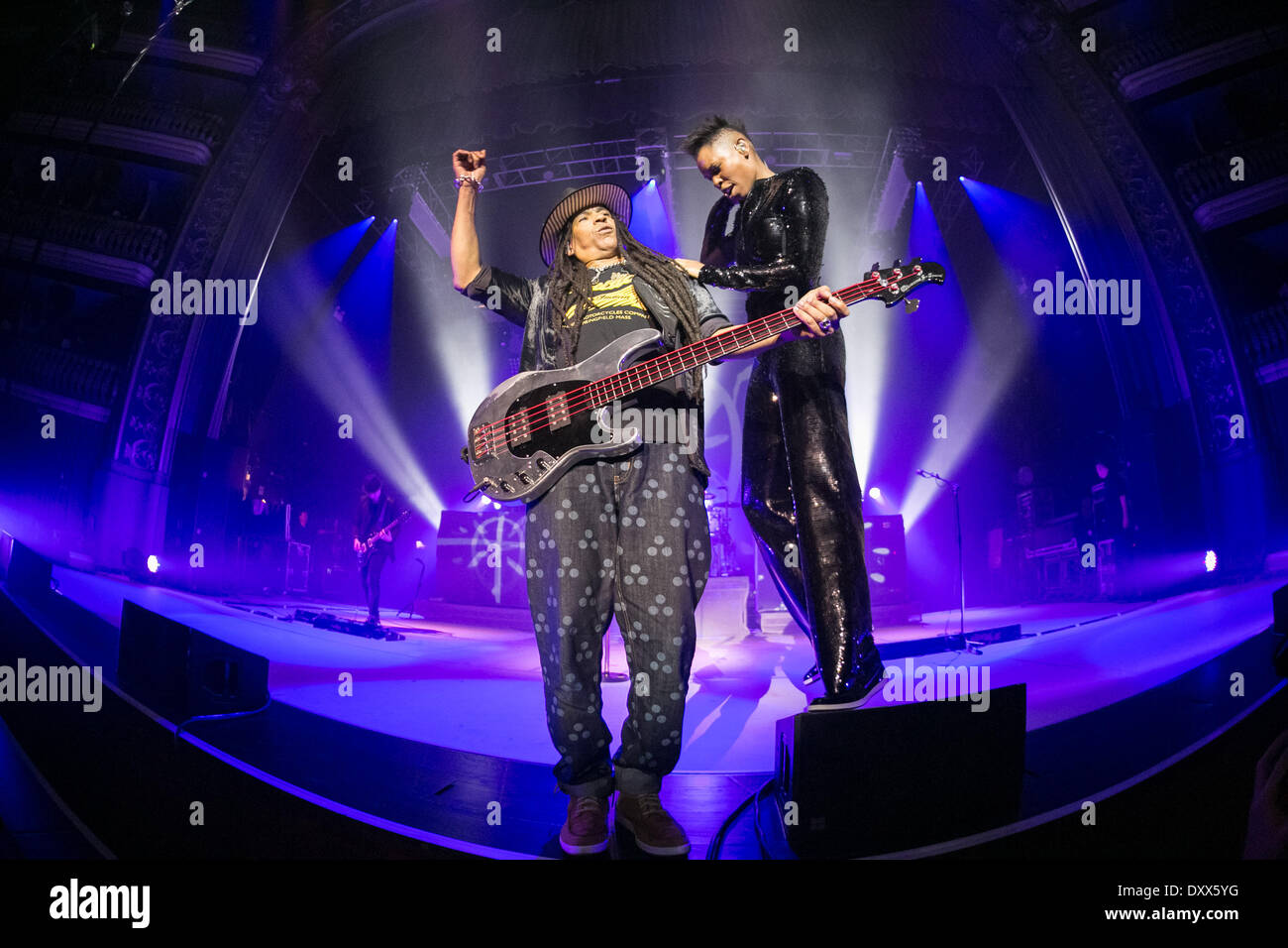 Skunk Anansie performing live in concert at Coliseu dos Recreios ...