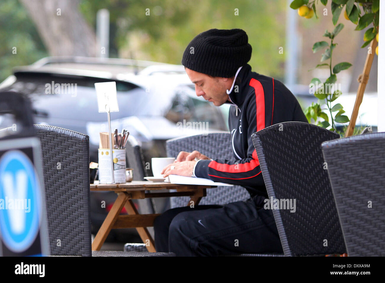 Gavin Rossdale reads at a cafe in Sherman Oaks Los Angeles California ...