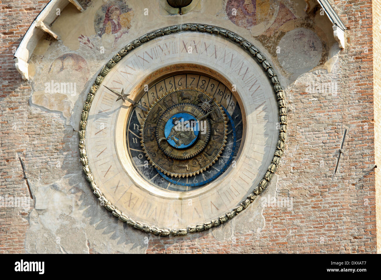 Mechanical clock renaissance hi-res stock photography and images - Alamy
