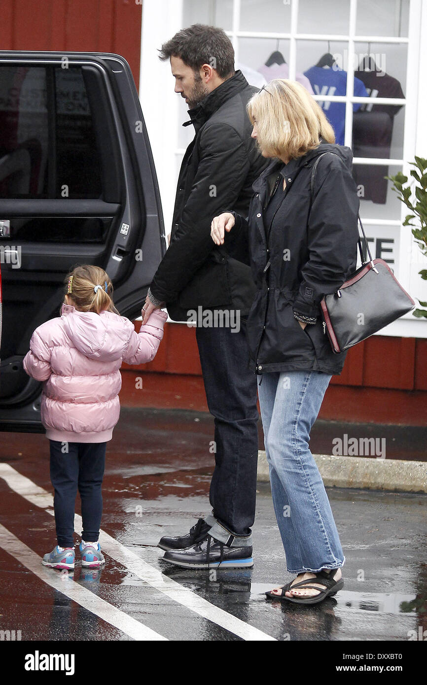 Ben Affleck Seraphina Affleck and Chris Affleck Ben Affleck leaving The ...