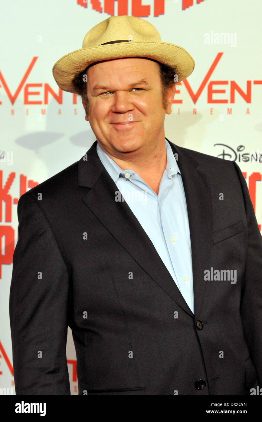 John C Reilly arrives at the 'Wreck It Ralph' Australian premiere ...