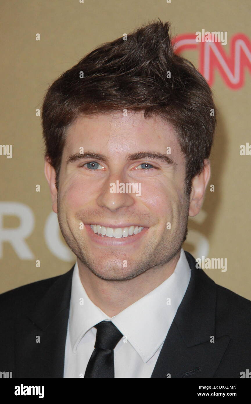 Emma Dumont Bailey Buntain ABC Family's '25 Days Of Christmas' Winter ...