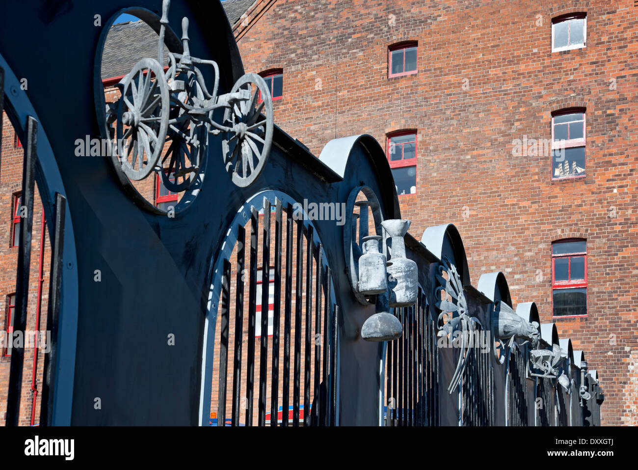 Close up of sculptures on railings in the Museum Quarter Kingston-upon ...