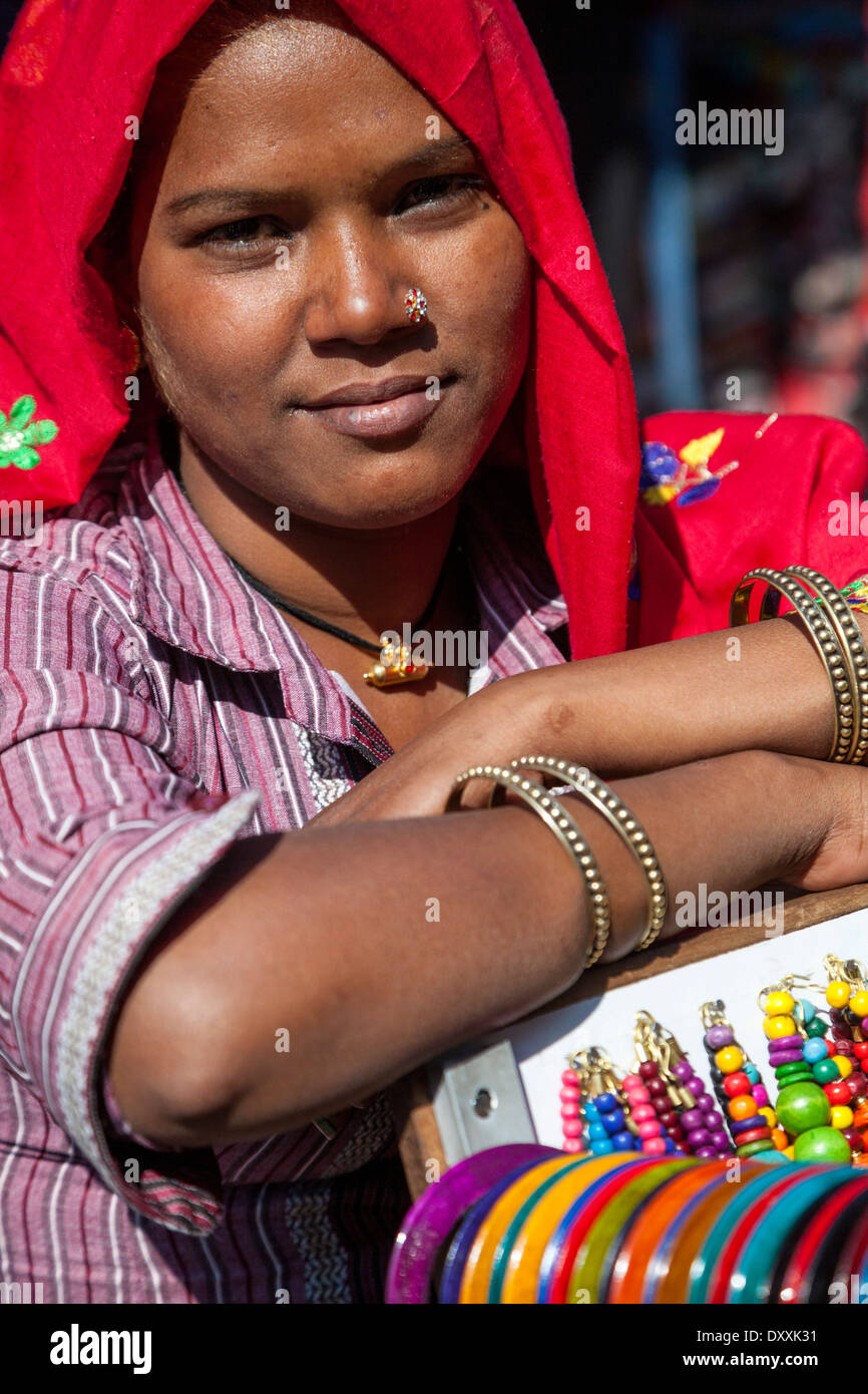 Selling bracelets hi-res stock photography and images - Alamy