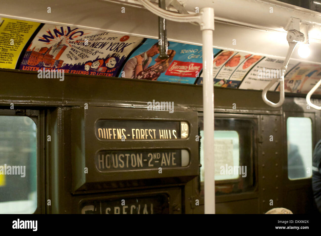 Stylish New Yorkers have nostalgic fun on a vintage MTA subway train ...