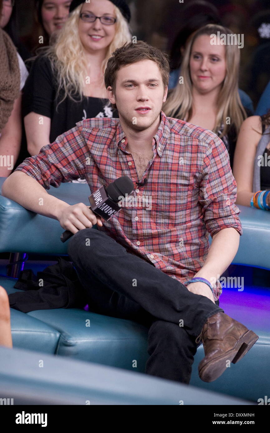 Phillip Phillips interview and Performance on Much Music's NEW.MUSIC ...