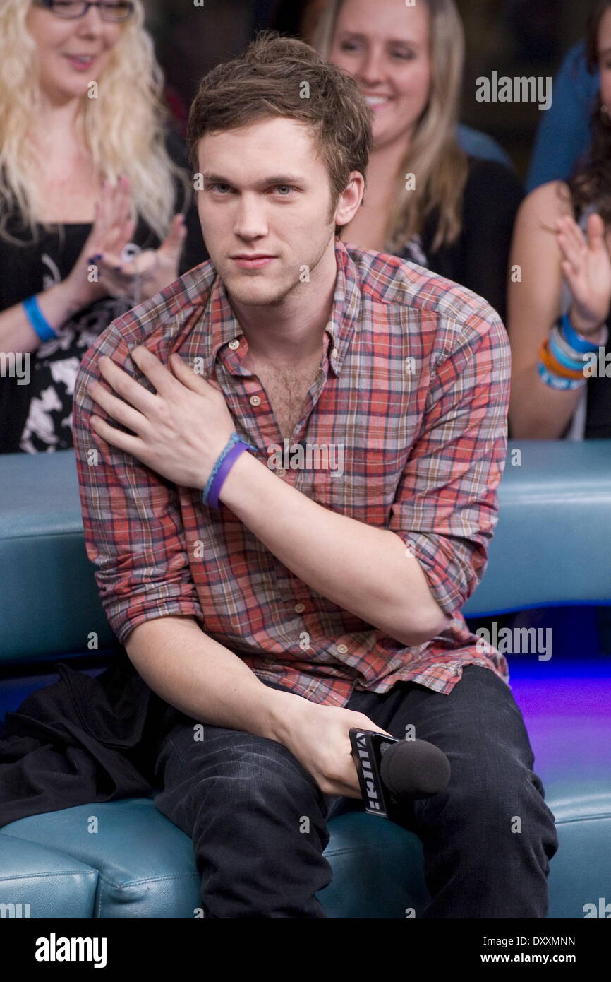 Phillip Phillips interview and Performance on Much Music's NEW.MUSIC ...
