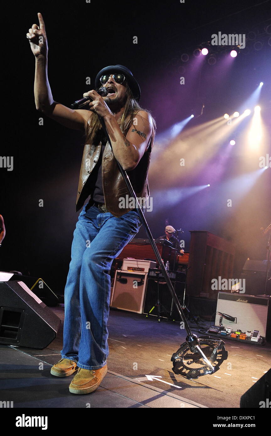 Kid Rock aka Bob Ritchie performs a headlining gig for New Year's Eve ...