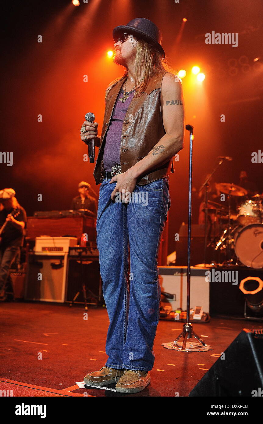 Kid Rock aka Bob Ritchie performs a headlining gig for New Year's Eve ...