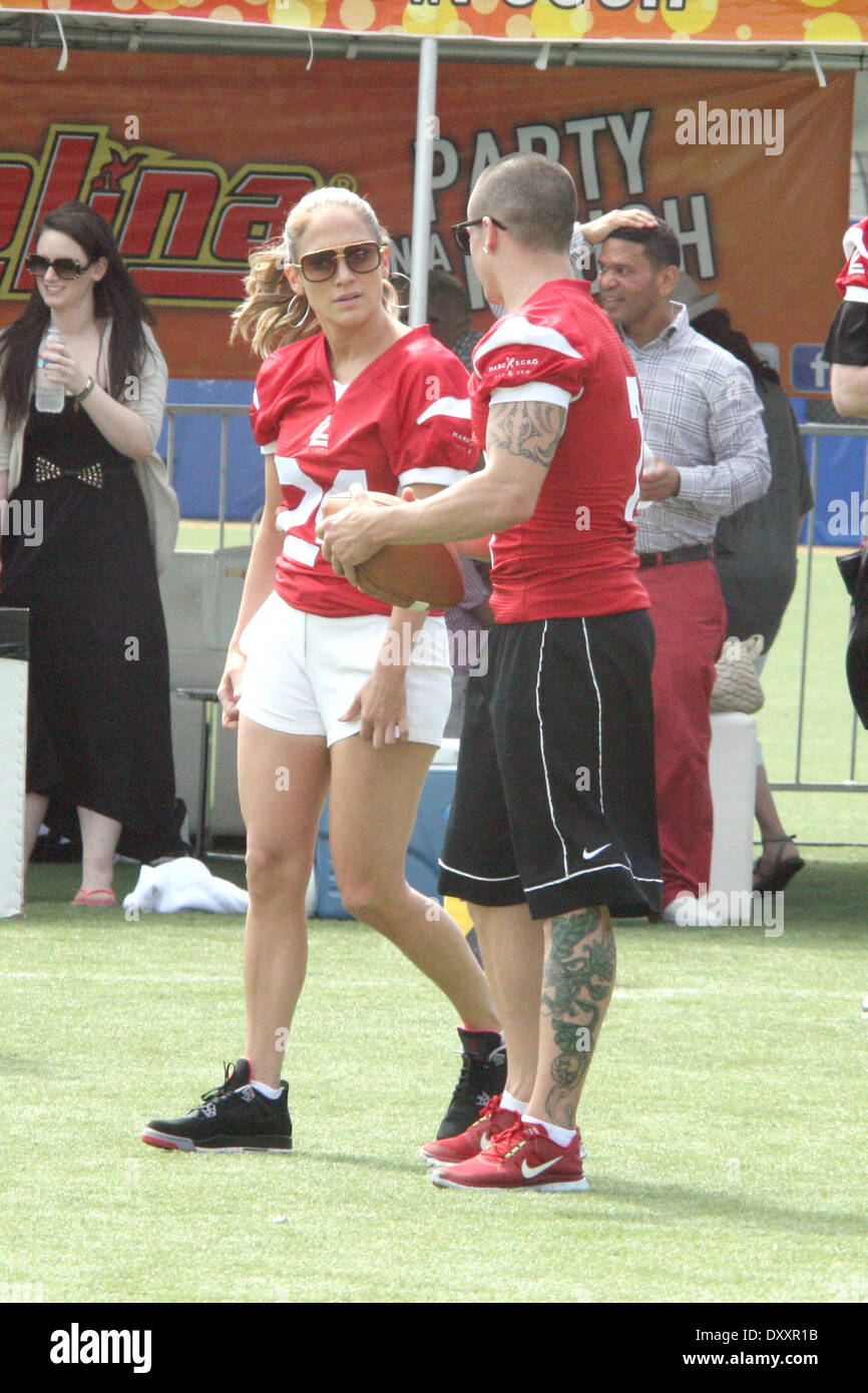 Jennifer Lopez Casper Smart Jennifer Lopez plays a football game at a ...