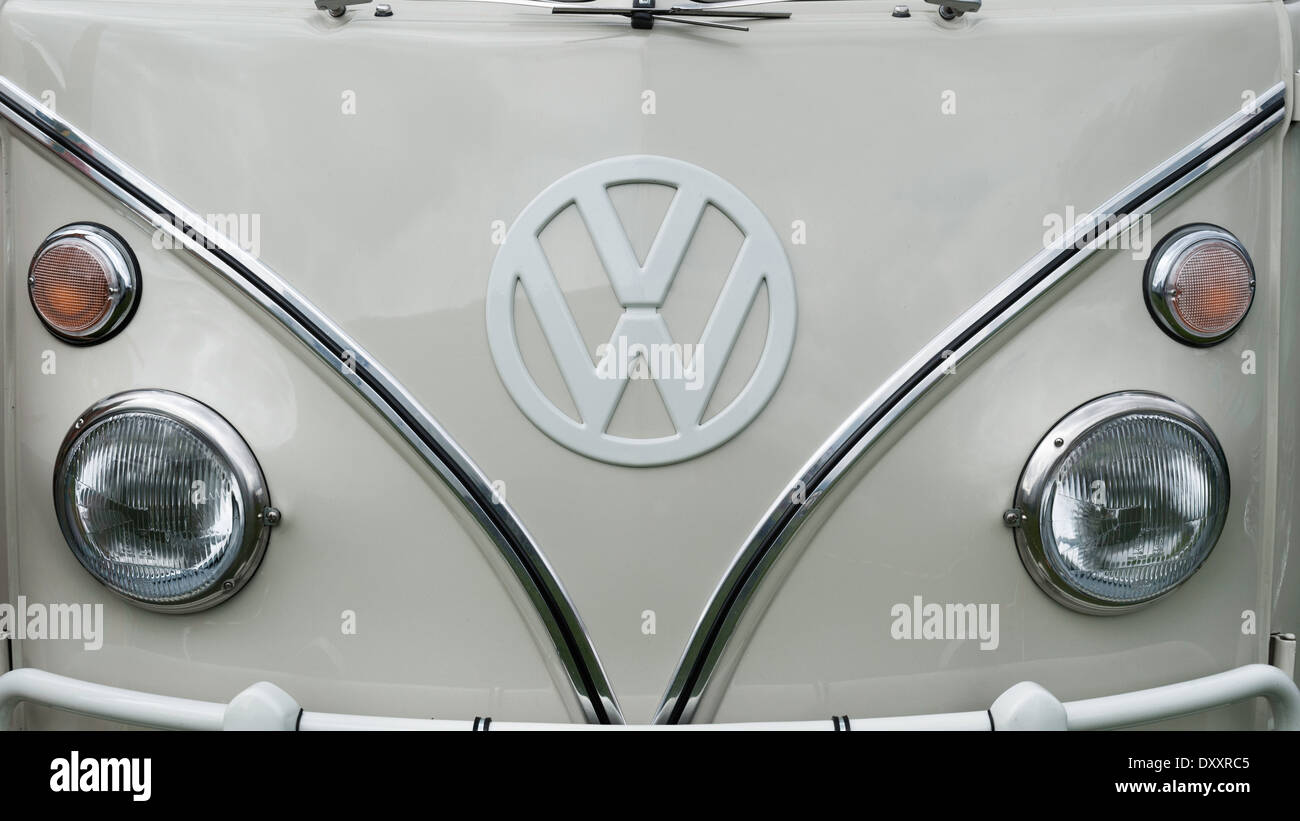 Volkswagen Camper van front detailing Stock Photo - Alamy