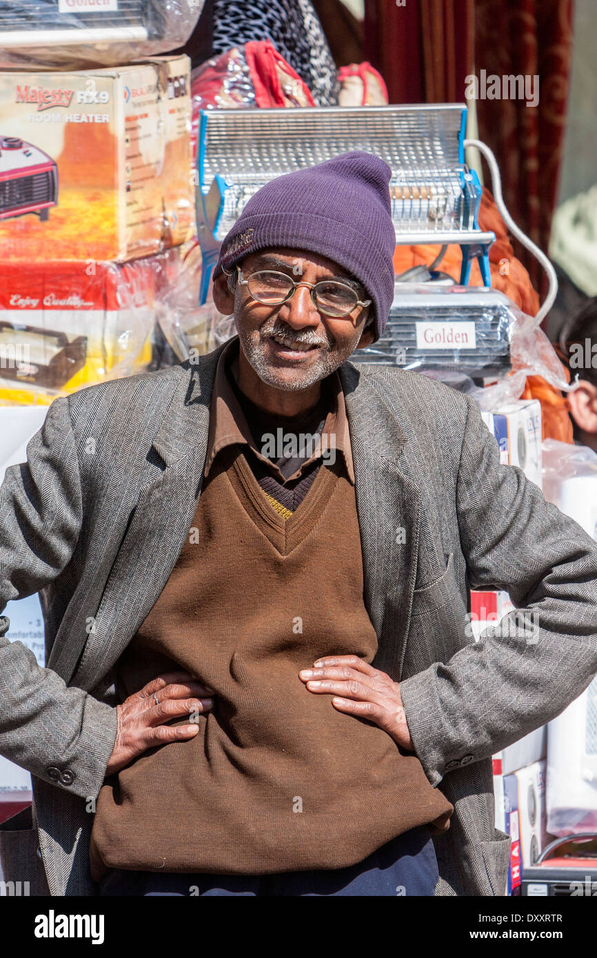 Indian gentleman hi-res stock photography and images - Alamy