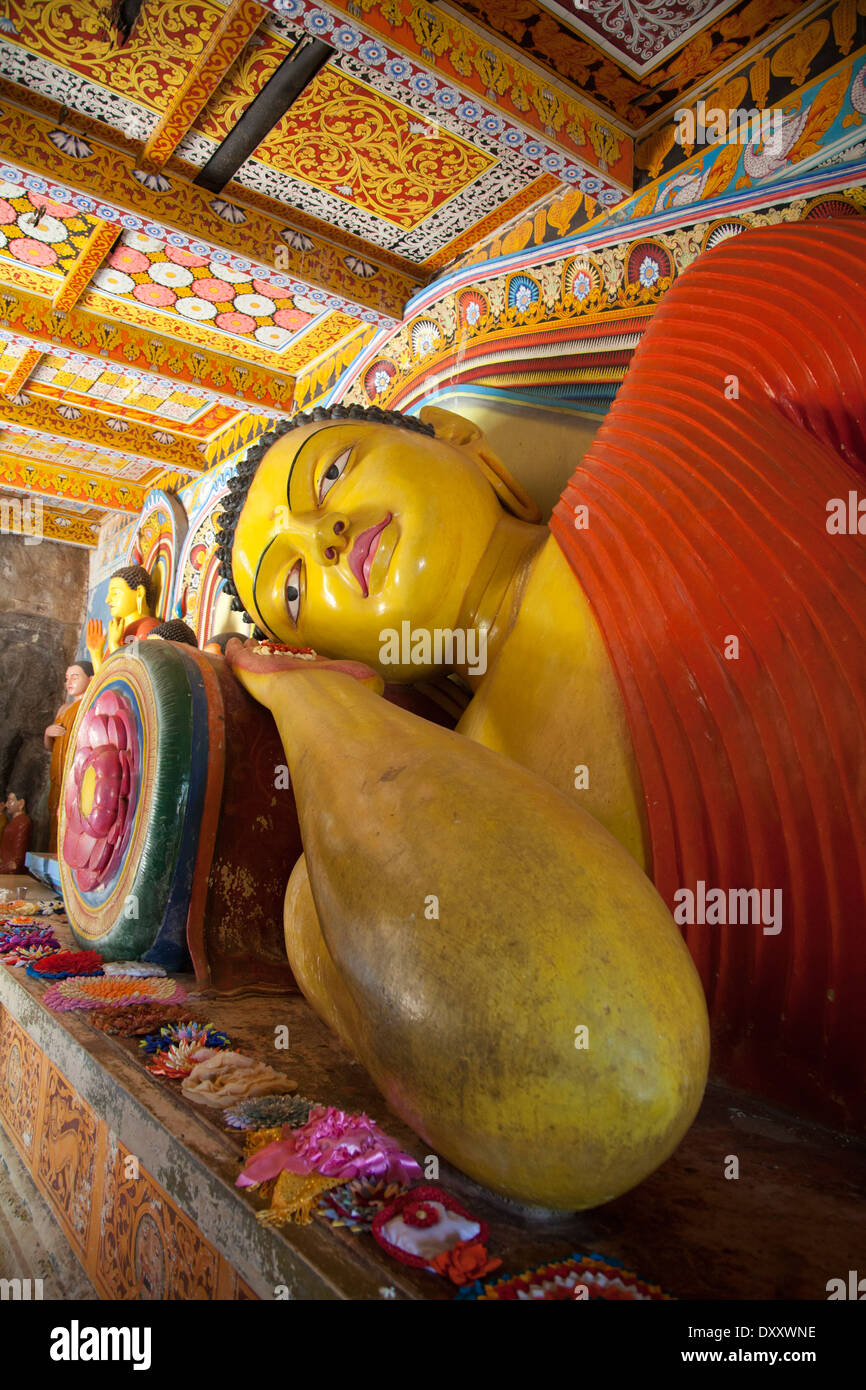 The reclining Buddha in the Isurumuni Temple, Sri Lanka 2 Stock Photo ...