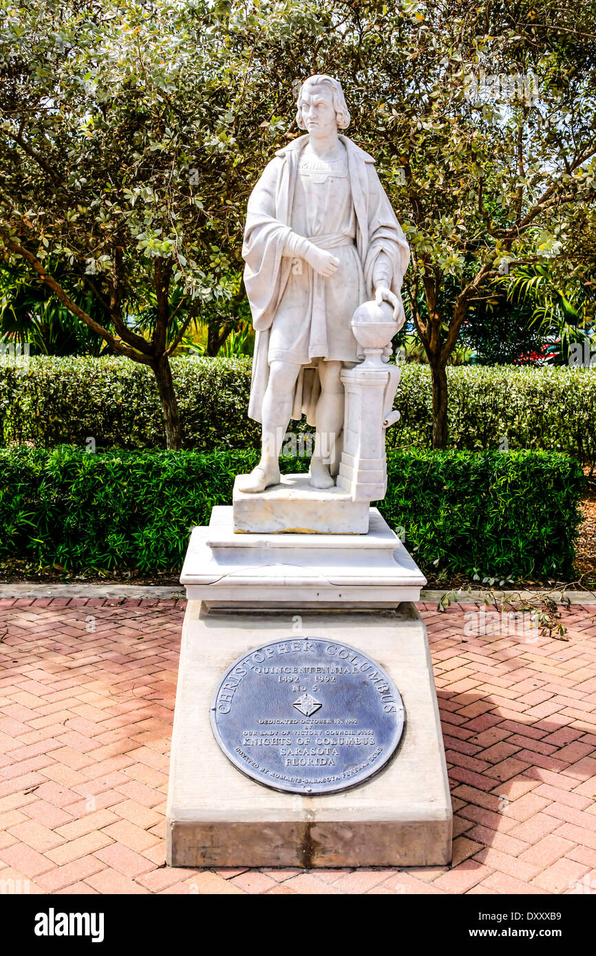 Statue of Christopher Columbus at St. Armands Circle nr Sarasota FL ...