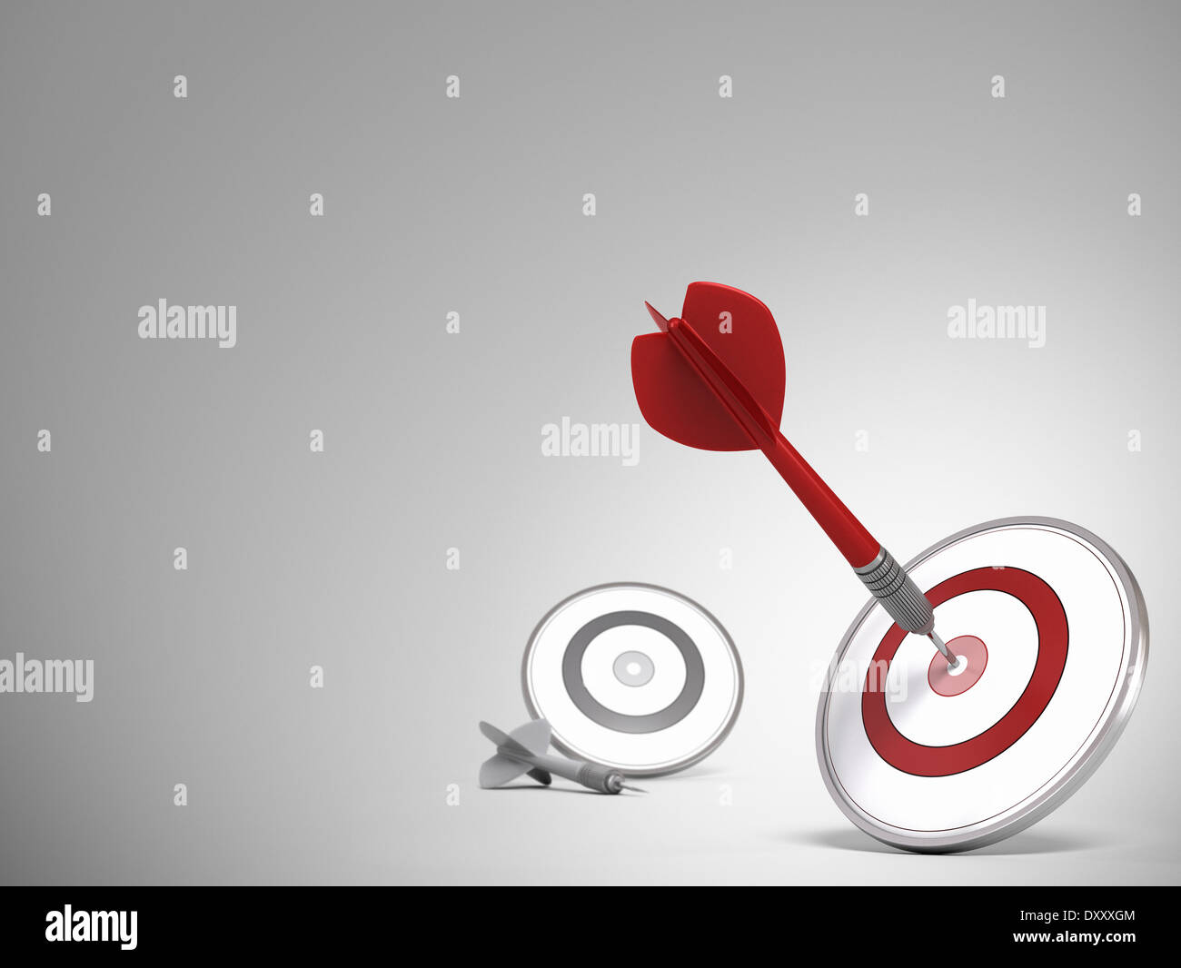 Two targets one arrow hi-res stock photography and images - Alamy